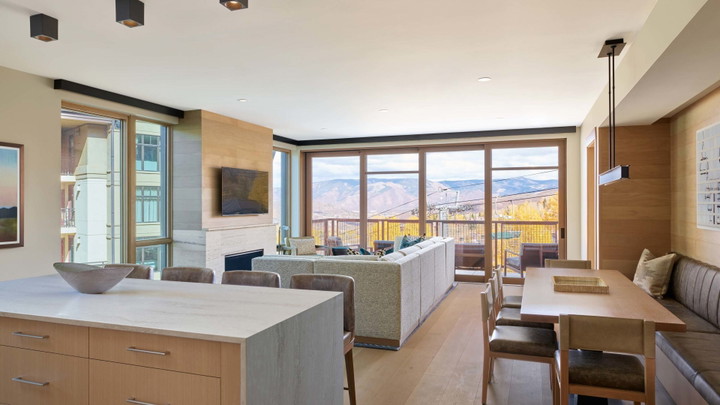 Luxe 2br Plus Den Residence In Snowmass Village - Cirque Residences - Snowmass Village, CO