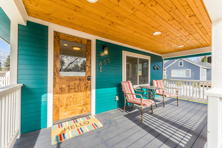 Kanon’s Kottage | Downtown Retreat Near Rmnp - Loveland, CO