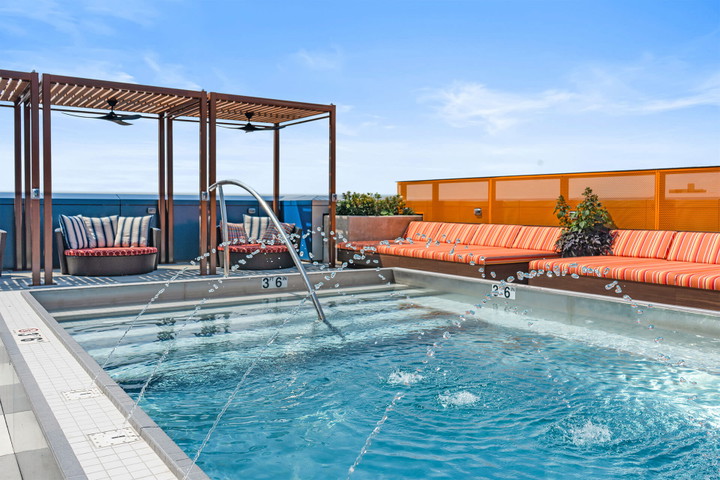 4br Combined Units At Skyline 776 - Cleveland, OH