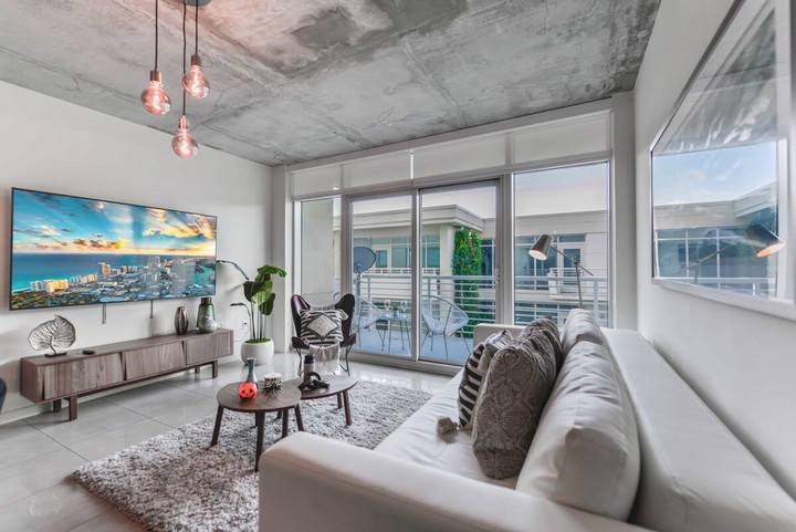 Modern 2br Midtown | Free Parking | Gym | Sleeps 6 - The Bahamas