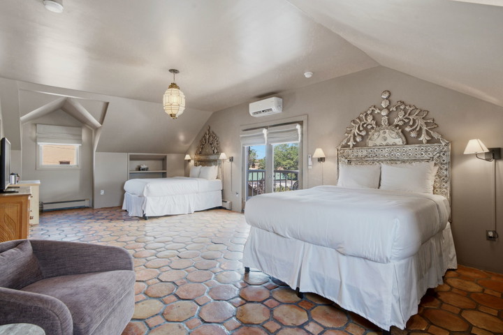 Parador | Farmhouse 12 | Downtown - Santa Fe, NM