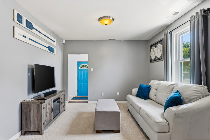 Comfortable Modern Home Near Jersey Shore Beaches & Shops - Wildwood, NJ
