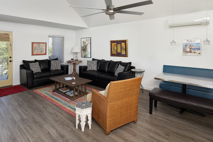 Cozy Outdoor Sofa And Luxurious Furnishings - Stylish Beach Retreat - Folly Beach, SC