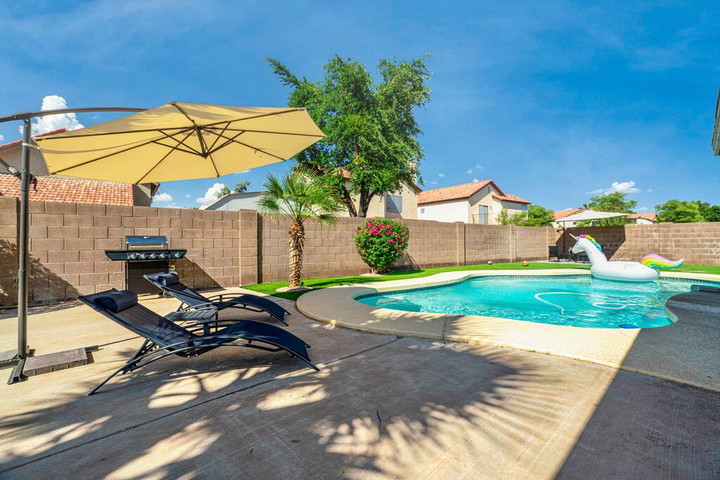 Pool, Fireplace, 5 Mi From West Gate - Avondale, AZ