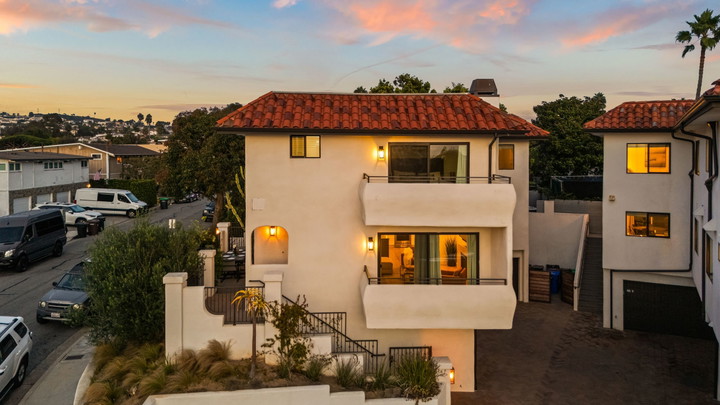 2 Condos | Steps To The Beach + Hot Tub | Trestles Trailhead Duo By Avantstay - San Clemente, CA