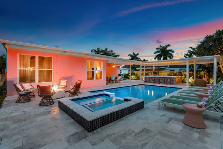 Luxury Heated Pool And Hot Tub Oasis - Charming Tropical Retreat - Delray Beach, FL