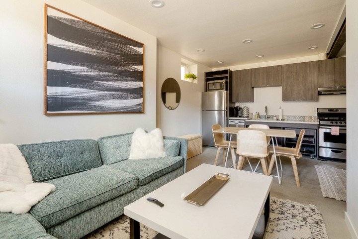 3br • Sleeps 8 • Foodie Haven • Se Portland - Portland, OR