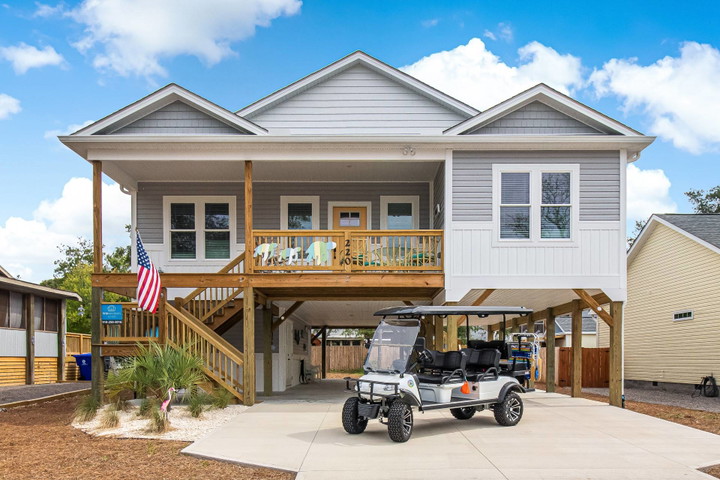 Sunshine And Wine - Oak Island, NC