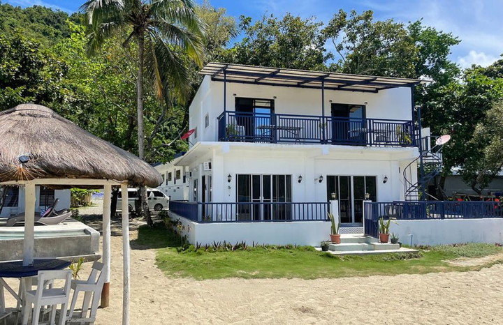 Superior Suite At Lopez Beach Resort - Sipalay
