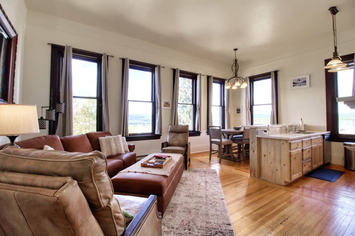 Old St. Vincent's Loft 302 — Historic 3br With Mountain Views - Leadville, CO