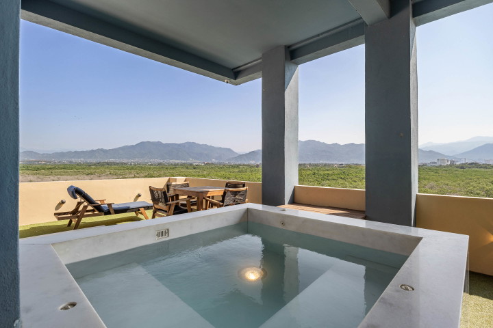 Stylish Escape Stunning Views Of Mangrove Preserve - Mexico