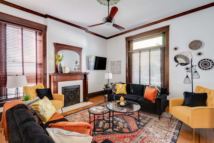 Stunning 7 Bed Historic Home Steps To Bardstown - ルイビル, KY
