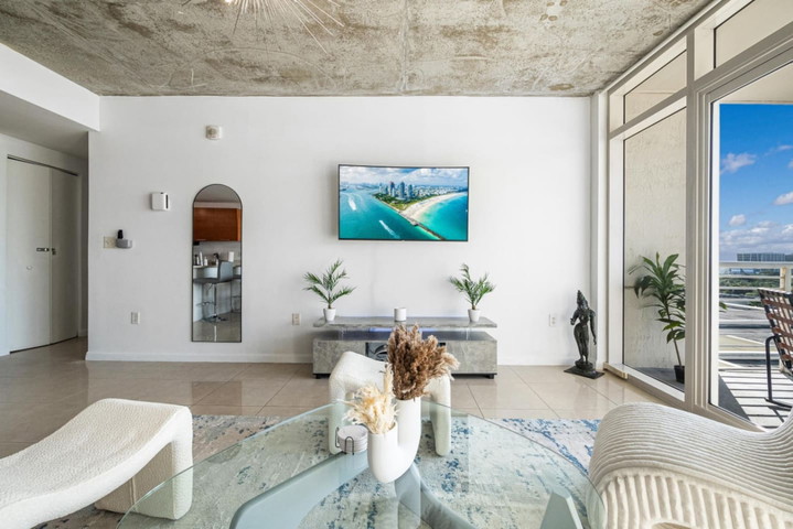 Luxe Bliss Paradise Rooftop Pool|gym|free Parking - Bahamas