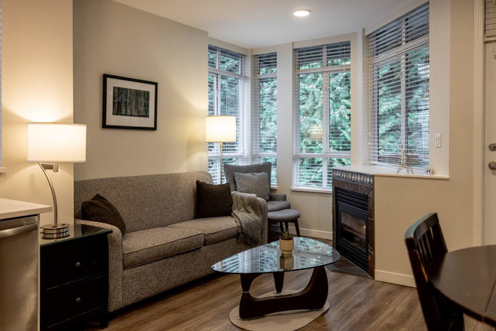 Cozy Whistler Village 1br: Walk To Everything! Sleeps 4 - Canada