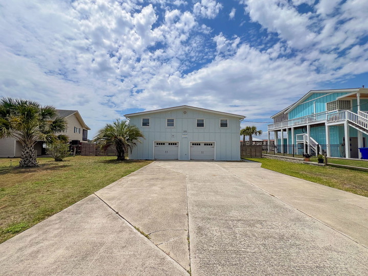 Cdw215: Dolphin Point - Carolina Beach, NC