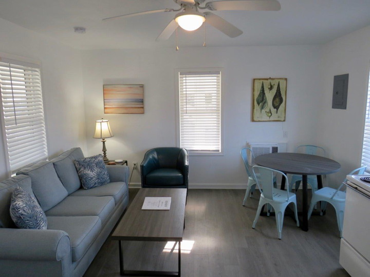 Saltaire Cottages 6: 2br Steps To Private Beach Access Screen Porch Pool - Kitty Hawk, NC
