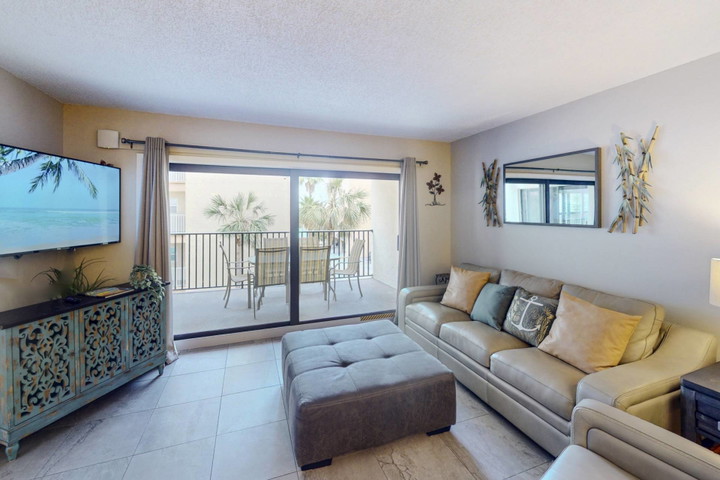 210 - Sandy Shores - Madeira Beach, FL
