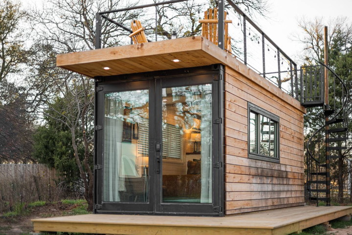 Deer Creek Tiny Container Home-12 Min To Magnolia - United States