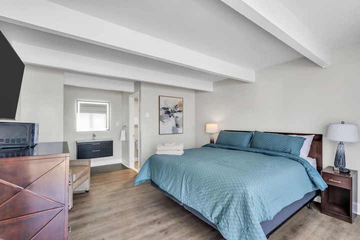 Jersey Shore Stay | Free Parking, Pool, Steps To The Beach - Seaside Heights, NJ