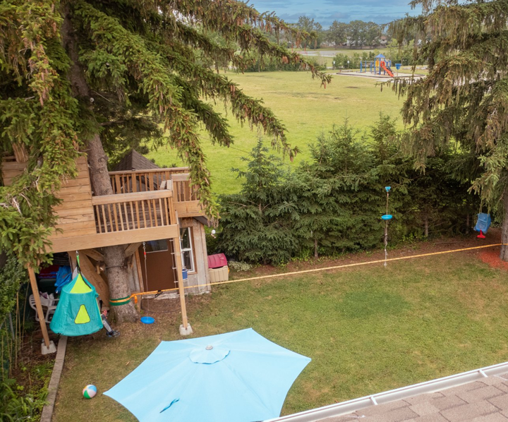 Treehouse Gem: 5*, Square 1, Zipline, Jacuzzi - Mississauga