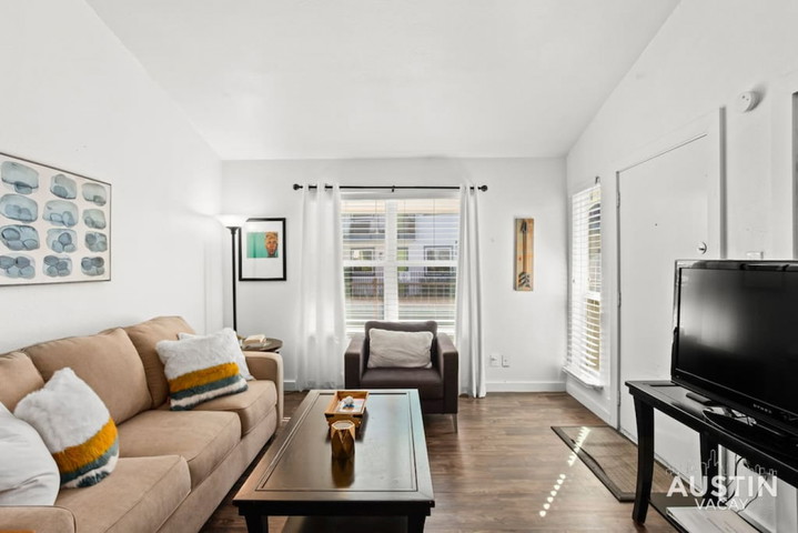 5 Minutes To Zilker & Barton Springs With Parking! - United States