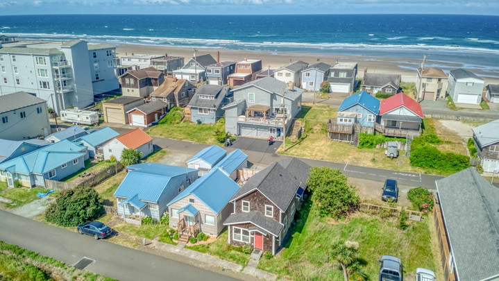 Alpine Coast Cottage - Rockaway Beach, OR