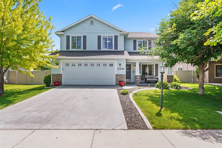 Large Nampa Home Sleeps 20 • Near Lake Lowell • Pool + Bunk Room - Nampa, ID