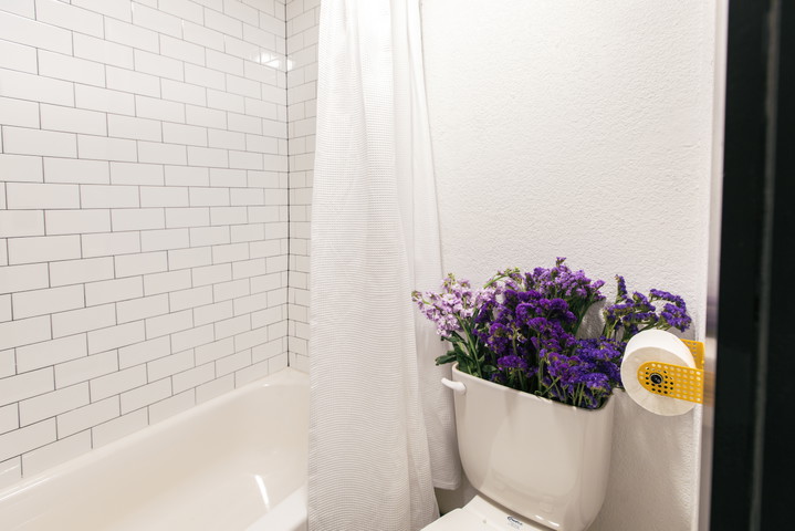 Mini Fridge, Smart Tv And Free Wi-fi - Charming Retreat - United States