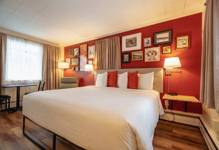 Sw King: Room #1 - Woodstock, VT
