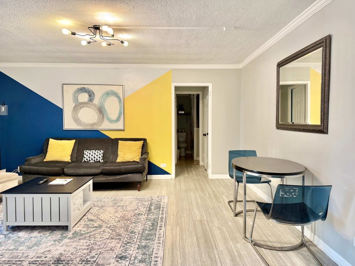 Downtown Atlanta Condo With Balcony - Atlanta, GA