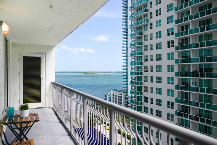 Stunning Brickell Condo | Pool | Ocena View - The Bahamas
