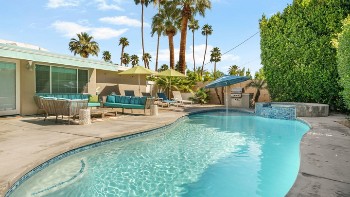 Azul Oasis By Avantstay | Pool, Hot Tub, Bocce Ball | Minutes From Downtown - Palm Springs, CA