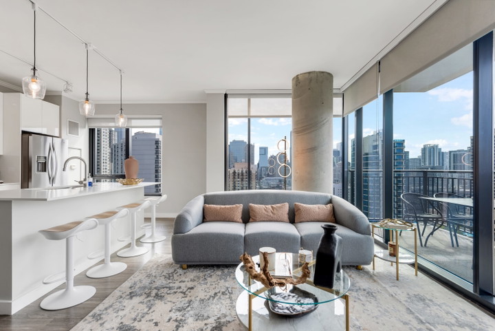 3 Stylish 2brs Steps From Magnificent Mile - Chicago, IL