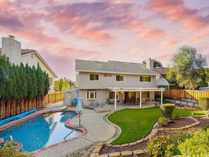 @ Marbella Lane - 4br Siliconvalley Gem|pool House - San Jose, CA