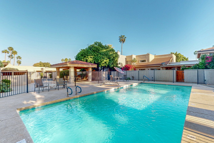 Sunshine Time | Condo In Scottsdale With Pool, Hot Tub, Gym, & Washer/dryer - Scottsdale, AZ
