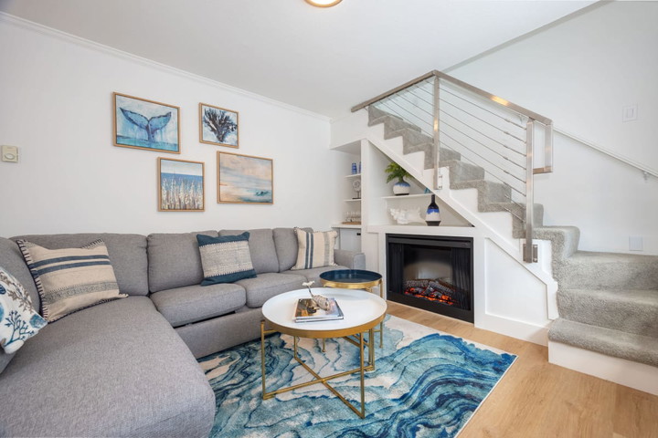 Nantucket Penthouse - Walk To Restaurants, Beaches, Activies & So Much More - Half Moon Bay, CA