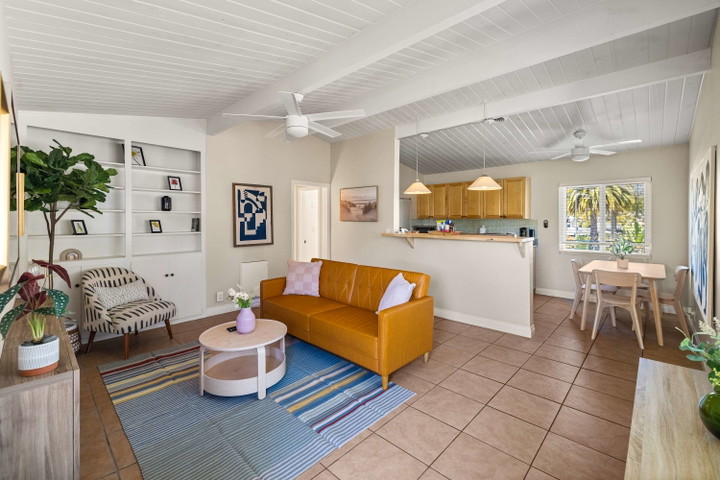 Surf Station #5 | 2br Walk To Beach & Funk Zone - Santa Barbara, CA