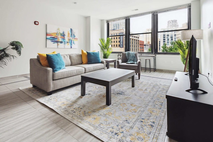 2br Executive Downtown Retreat - Detroit