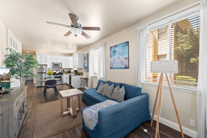Midtown Charm • 5min To Cafés, Downtown & Capitol - Kaliforniya