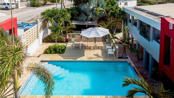 Quiet, Cozy & Central ~ Close To The Beach ~ Pool! - Aruba