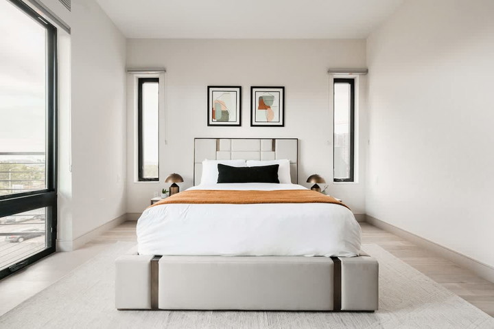 Penthouse Views | Walk To Empower Field | Tesoro - Denver, CO