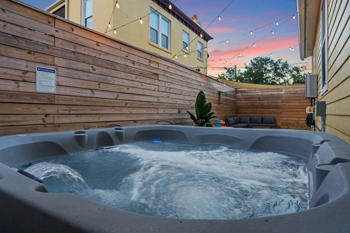 Citrus Hideaway L Hot Tub L 1 Block To Downtown - St. Augustine, FL