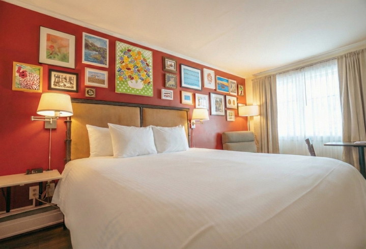Sw King: Room #6 - Woodstock, VT
