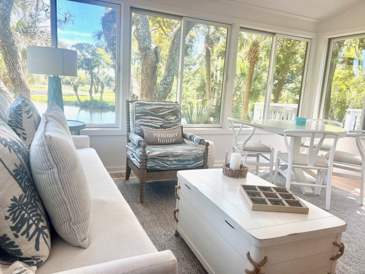 Tranquil Golf And Pond Views - Stunning Beach Cottage Retreat - South Carolina