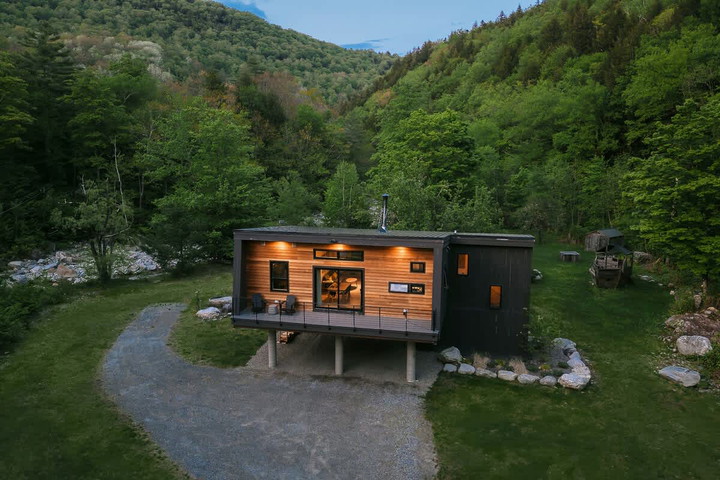 The Post Haus - One-of-a-kind Modern Vt Experience - Jamaica, VT