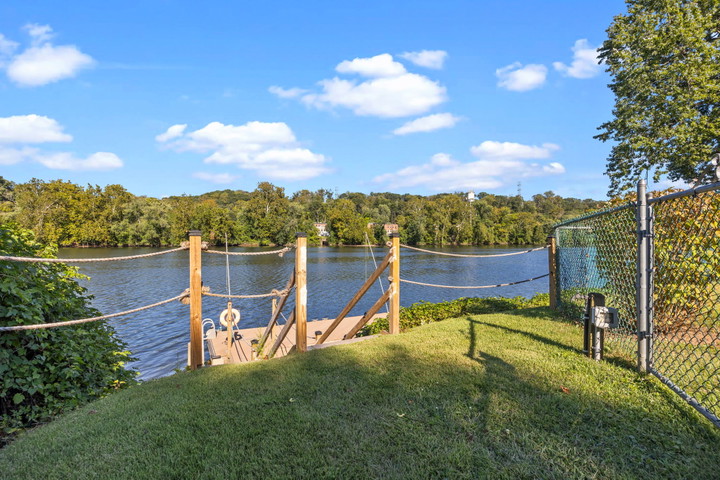 Kayaks & River Access / Easy Parking / Beautiful - Philadelphia, PA