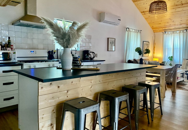 Sweet Bungalow | East Austin Retreat | Walkable - Austin, TX