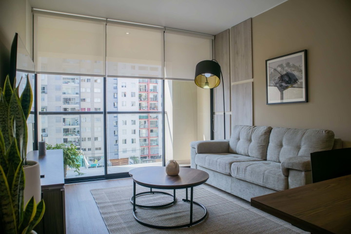 W* | Striking 1br W/ Perfect Balcony Near Kennedy Park - Perú