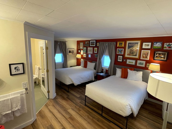 Sleep Woodstock Mobility Impaired Accessible Suite 12 - Woodstock, VT