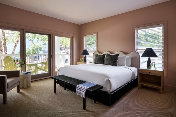 The Neighborhood Hotel - New Buffalo 102 - King + Porch - New Buffalo, MI